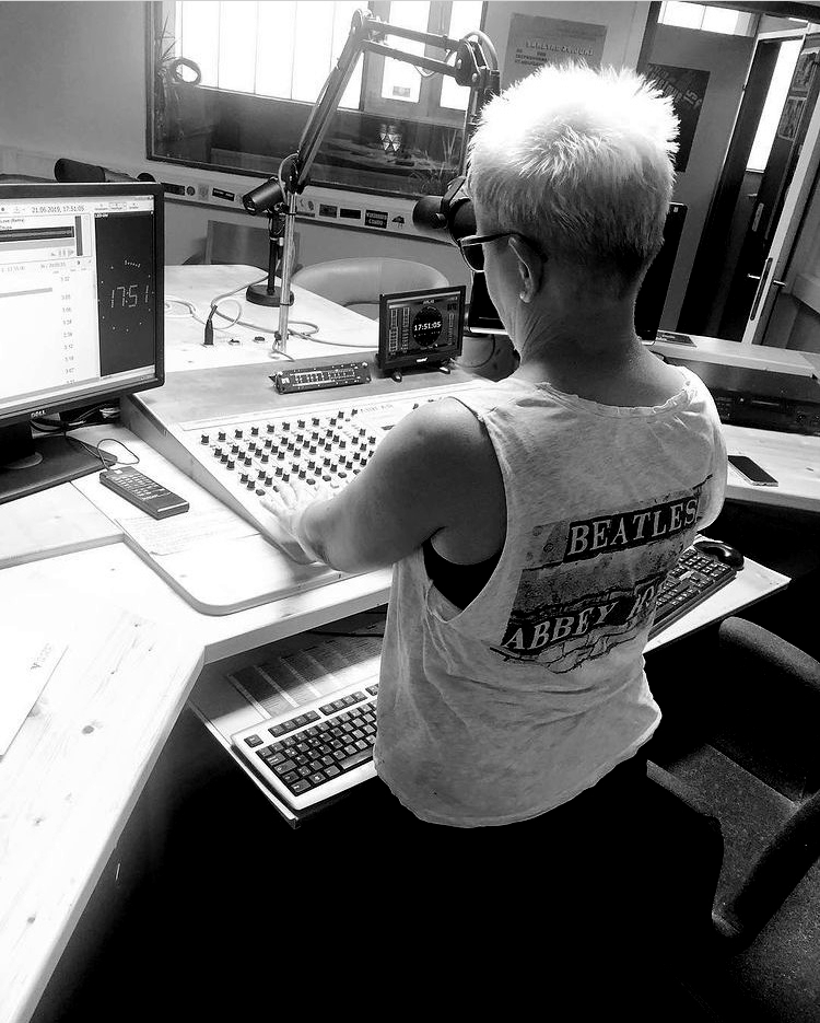 Polar Opposites and Patchouli - Perfume Meets Radio With Val the Cookie ...