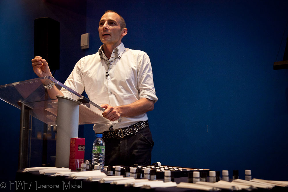 Perfumes as Time Machine ~ Art Books Events