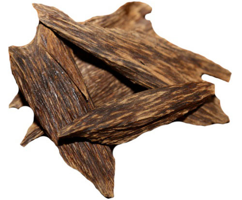 OUD SERIES: How to burn Oud Wood ~ Raw Materials