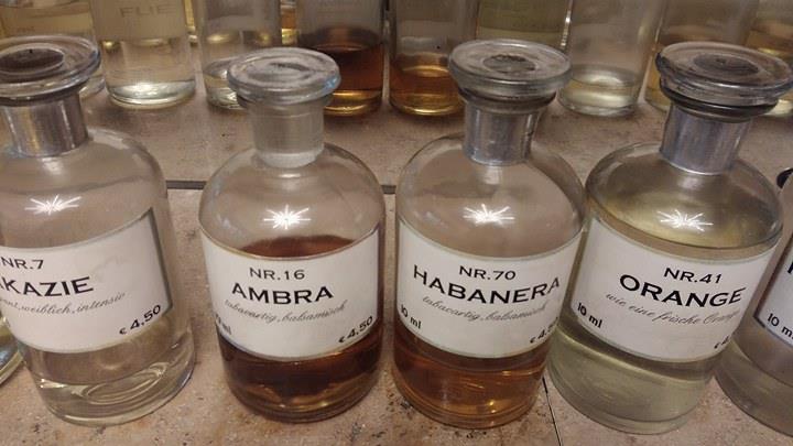Harry Lehmann: A Vintage Scent Heaven in Berlin ~ Vintages