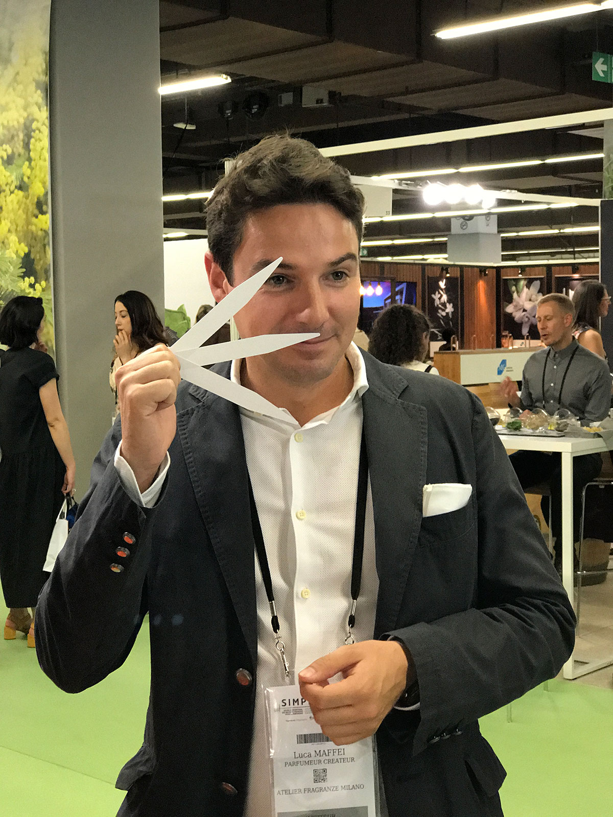 SIMPPAR 2017 - XIII International Perfume Ingredients Show In Paris ...