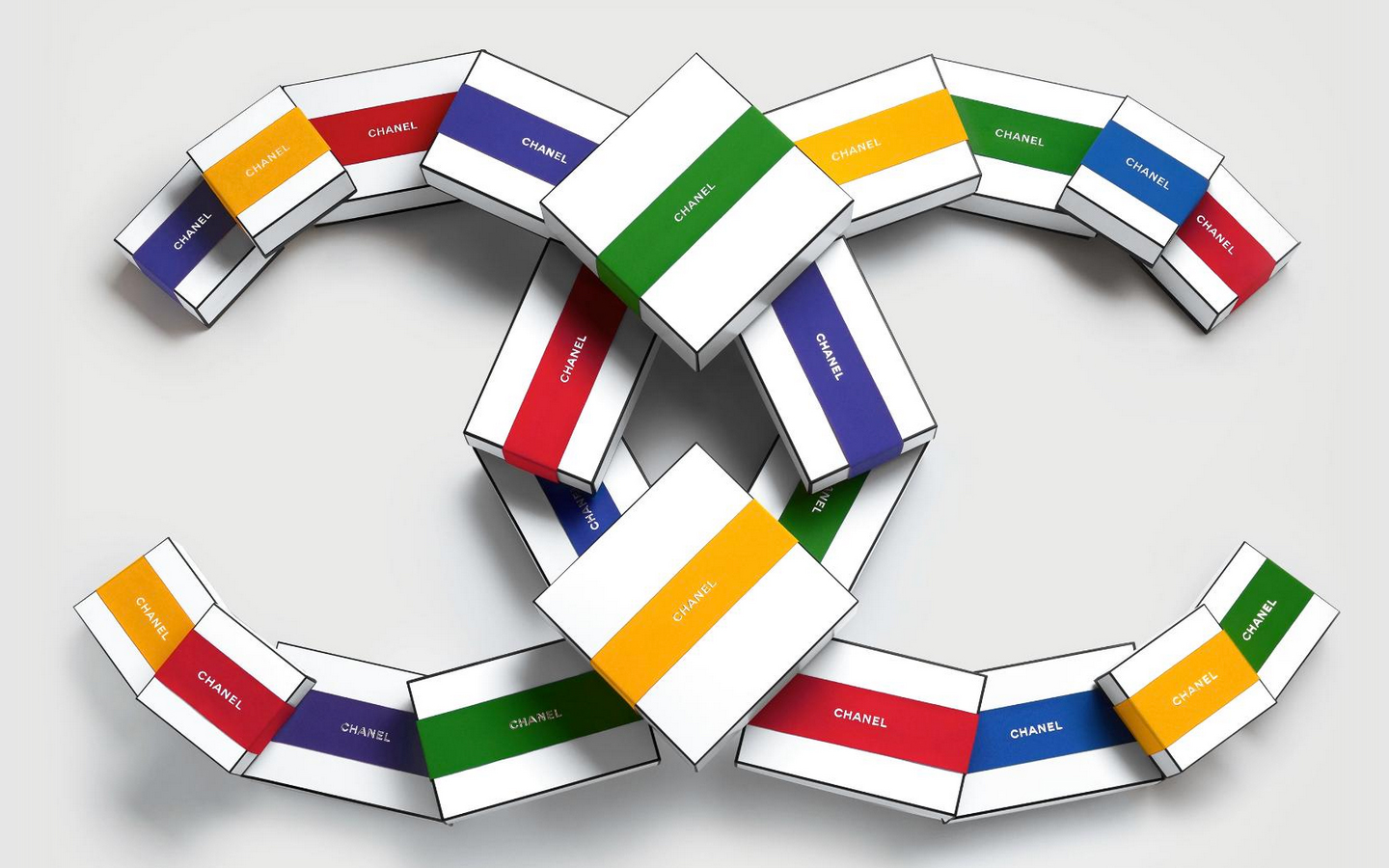 No 5 L'Eau Twist and Spray & The Art Of Gift Wrapping From Chanel ...