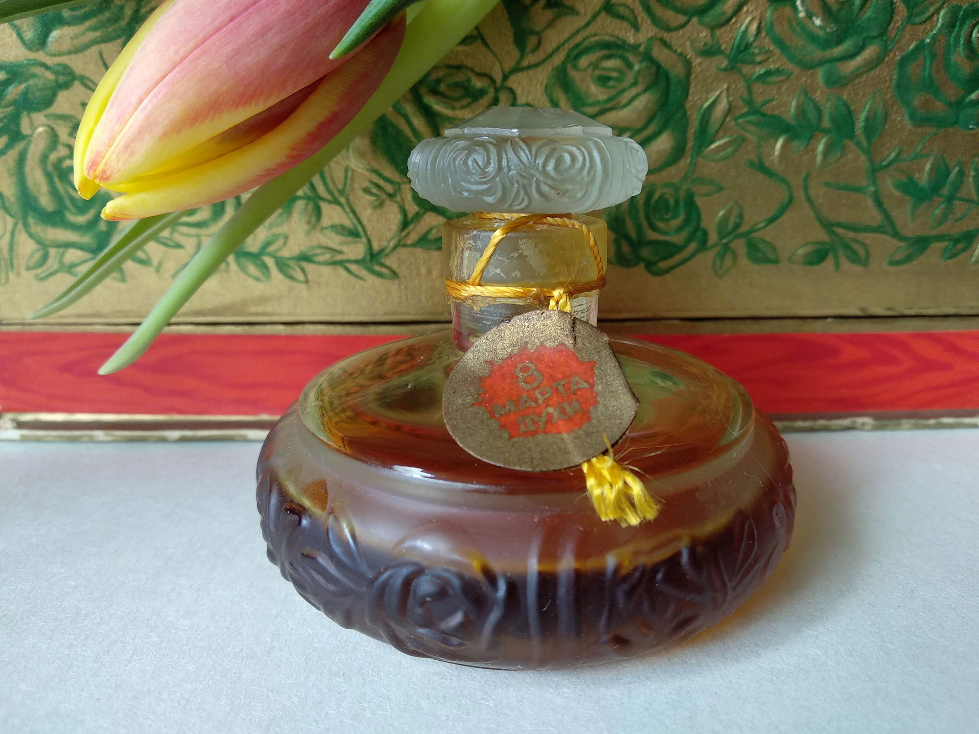 8 March – The Most Desirable Soviet Perfume ~ Vintage Fragrances