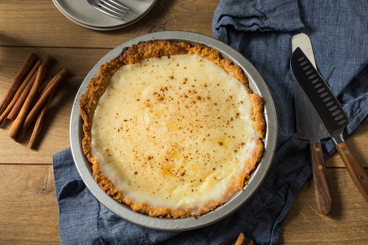 Café Chantant by Nobile 1942 and Vanillary by Lush: Introvert and ...