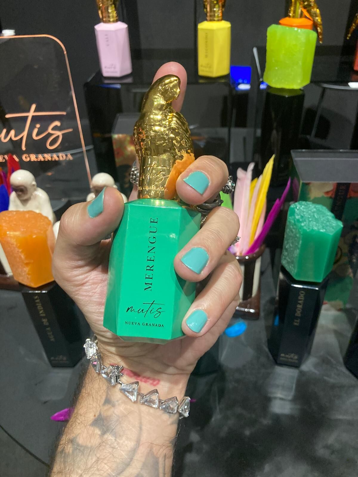 Pitti Fragranze - Die neue Kollektion von Mutis Nueva Granada: Aras ...