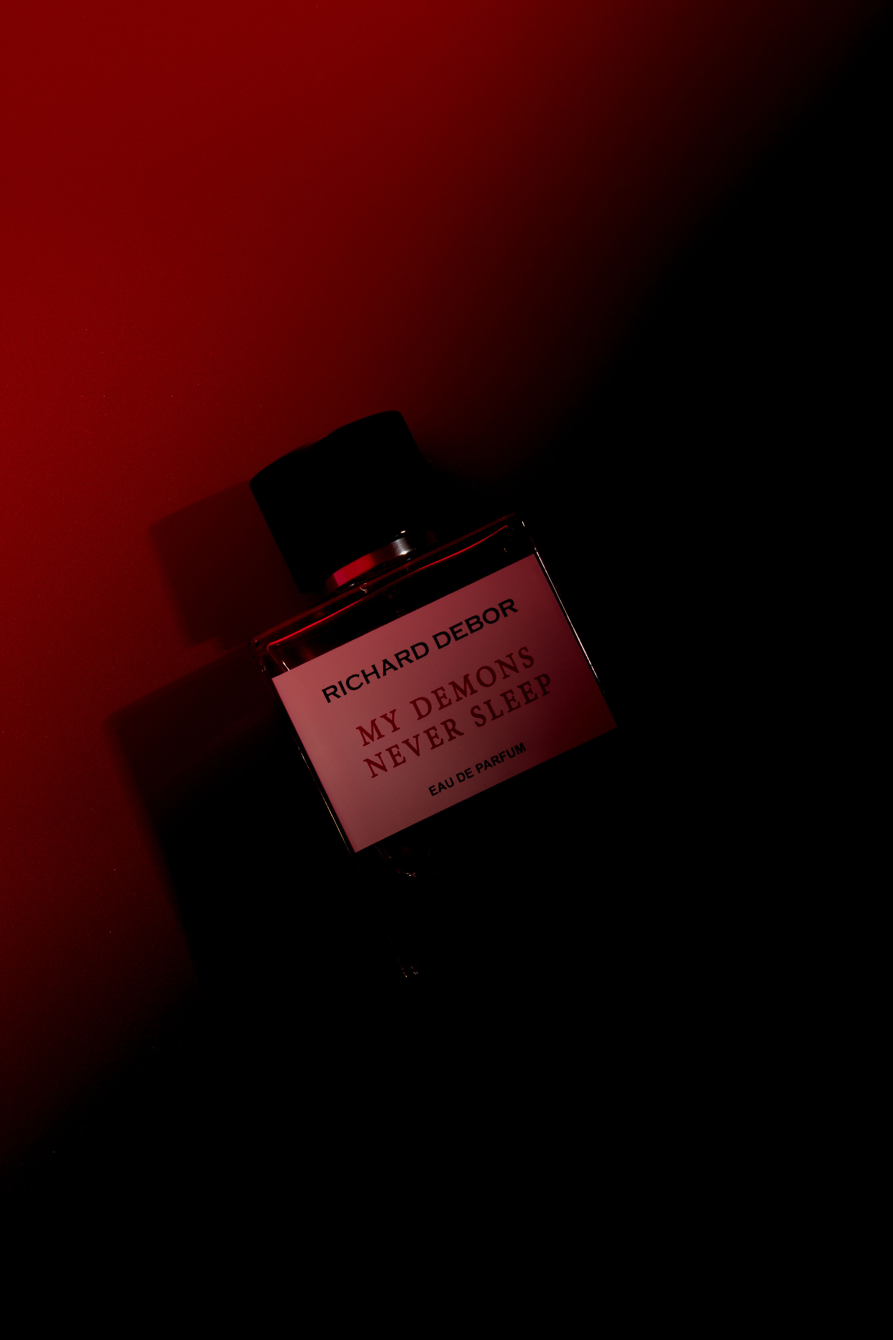 My Demons Never Sleep και Under Illusion: Richard Debor ~ ΚΡΙΤΙΚΕΣ ΑΡΩΜΑΤΩΝ