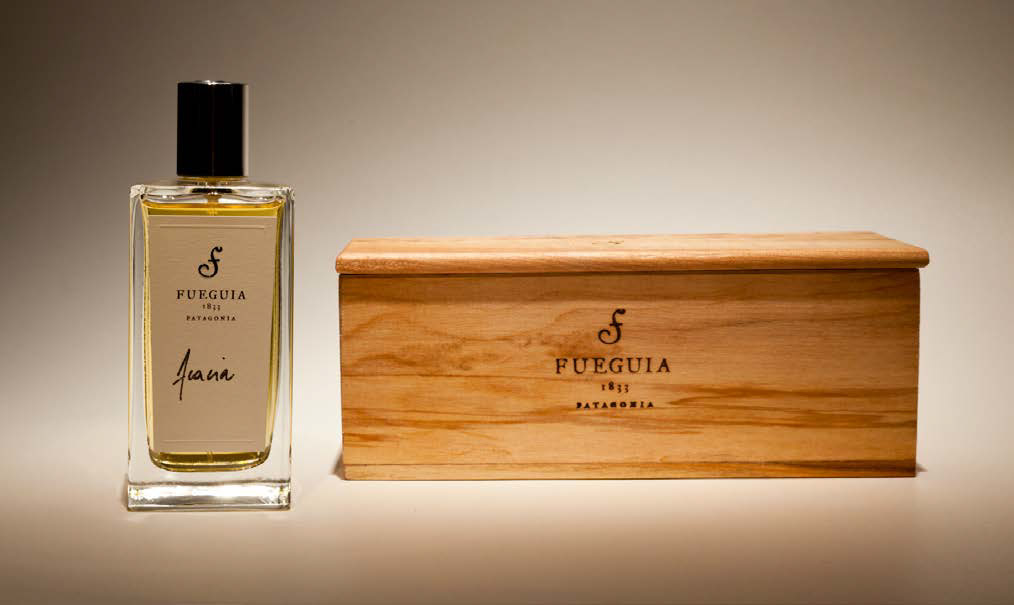 Acacia Fueguia 1833 perfume - a fragrance for women and men 2010