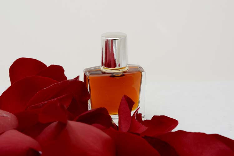 Dark Moon Rose Tambela Natural Perfumes perfume - a new fragrance for ...