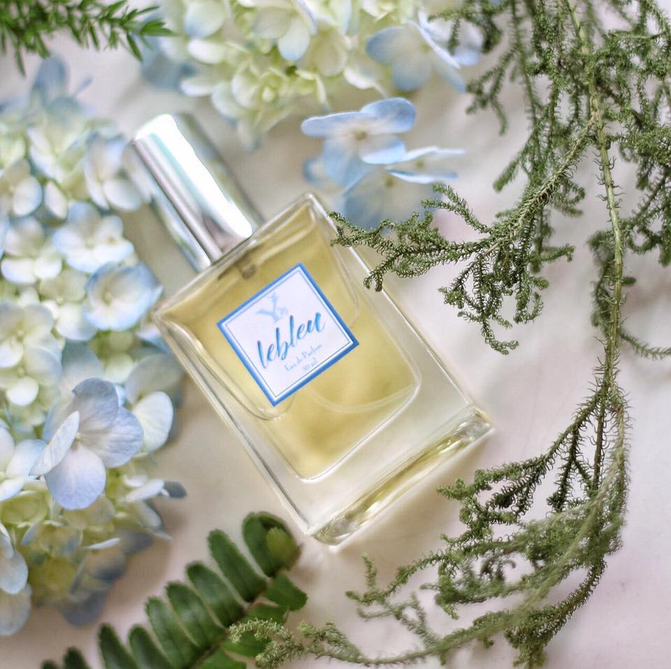Le Bleu Y25 perfume - a fragrance for women and men 2016