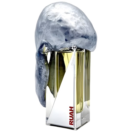 Calone perfume ingredient, Calone fragrance and essential oils