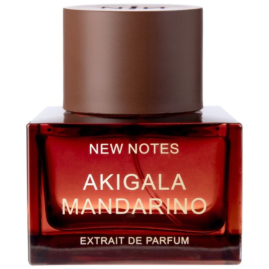Akigalawood perfume ingredient, Akigalawood fragrance and essential oils