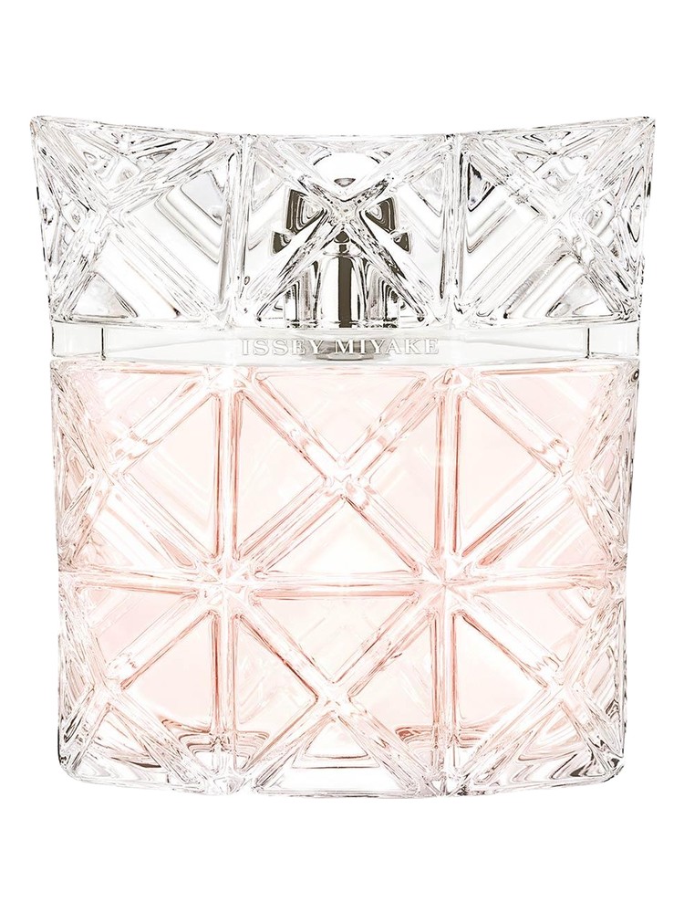 Lumière d’Issey Issey Miyake perfume - a new fragrance for women 2026