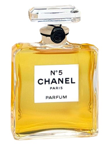 Chanel No 5 Parfum Chanel - una novità fragranza da donna 2026