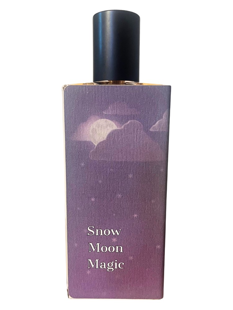 Snow Moon Magic Sorce perfume - a fragrance for women and men 2022