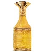 Parfumeur Senior Alexandra Carlin