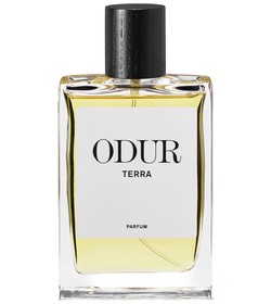 Geosmin perfume ingredient, Geosmin fragrance and essential oils