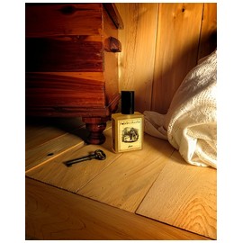 Juniper perfume ingredient, Juniper fragrance and essential oils ...