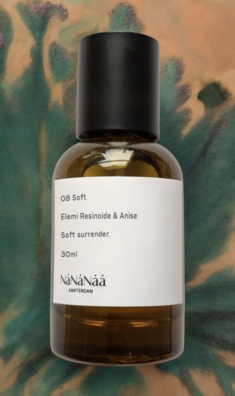 08 Soft - Elemi Resinoide & Ambreine & Anise NaNaNaa perfume - a ...