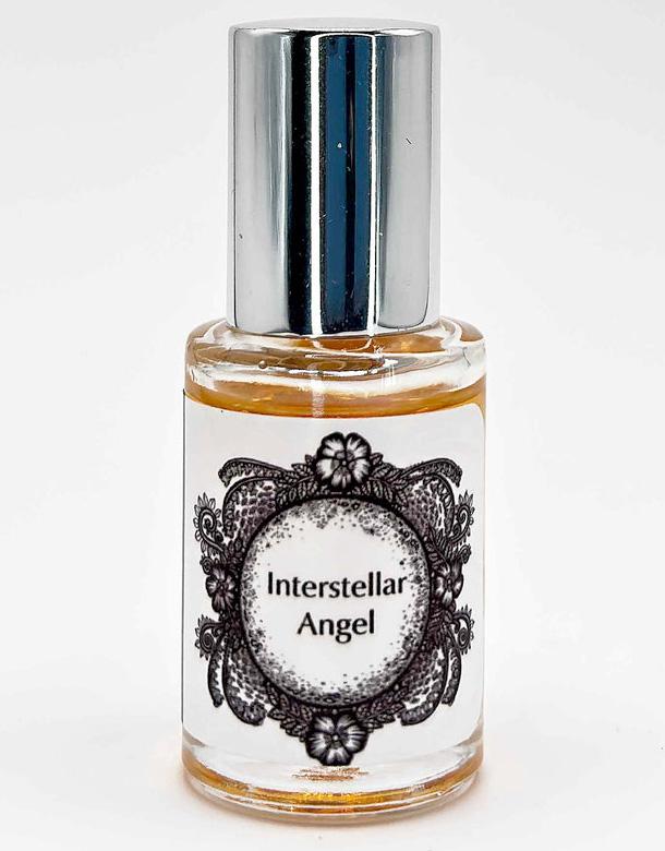 Interstellar Angel A House On The Moon parfum - un parfum pour homme et ...