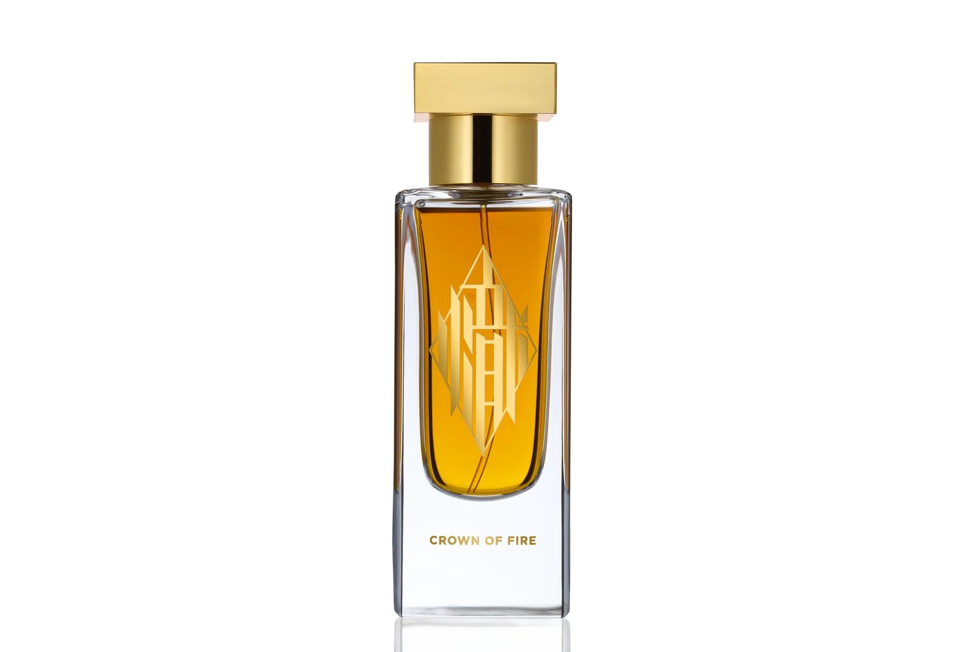 Crown of Fire Azman parfum - un nouveau parfum pour homme et femme 2025