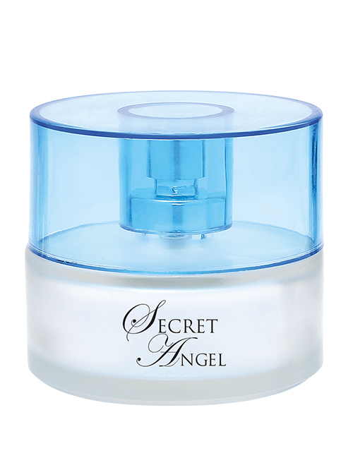 Secret Angel Farmasi сүрчиг - a сүрчиг эмэгтэй