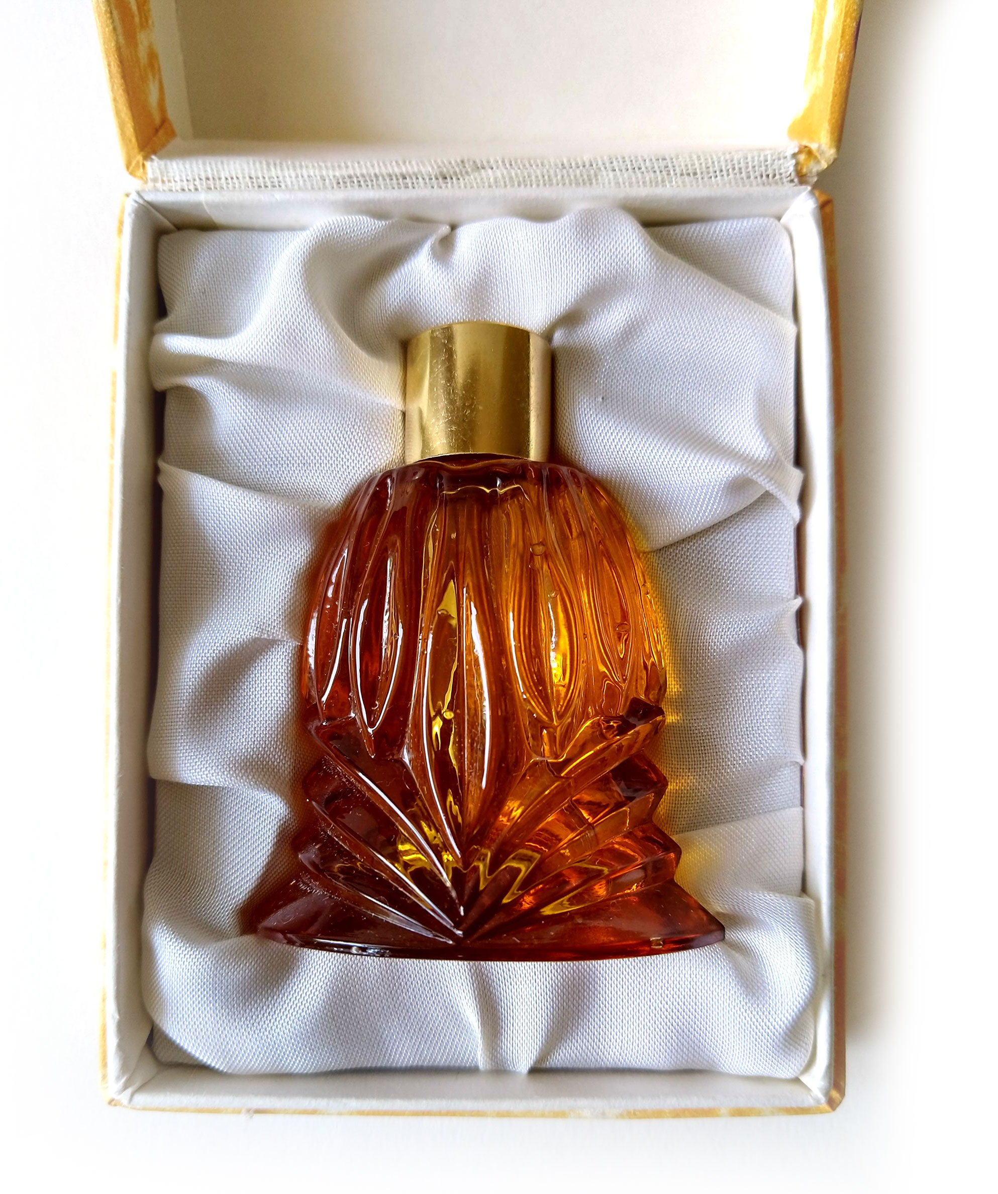 Disco Astrid perfume - a fragrance for women