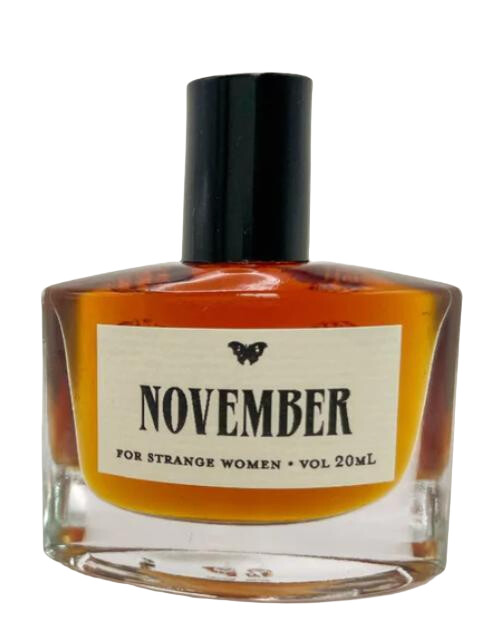 November For Strange Women fragancia - una fragancia para Mujeres