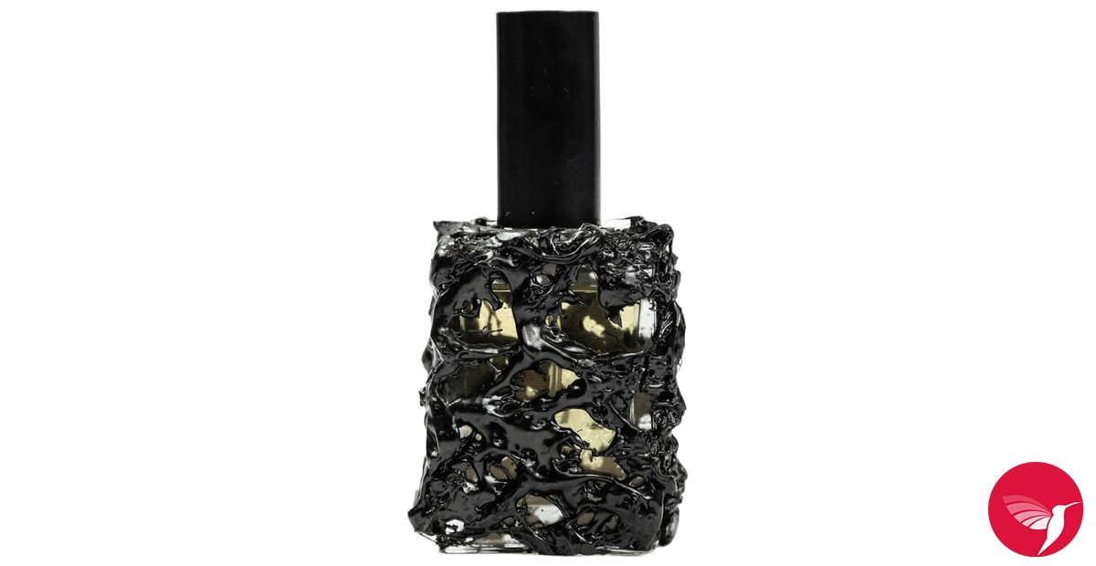 Dead Leaves Eau de Parfum Paradoxe Paris perfume - a new fragrance for ...