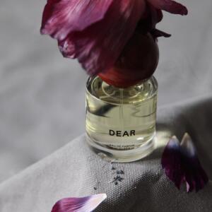 Dear Frankly perfume - a new fragrance for women and men