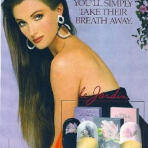 Le Jardin Max Factor fragancia - una fragancia para Mujeres 1982