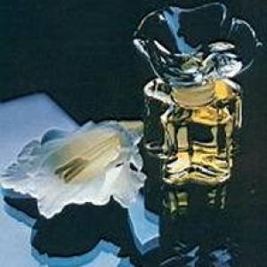 Oscar Oscar de la Renta perfume - a fragrance for women 1977