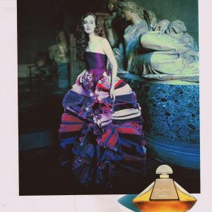 Capucci de Capucci Roberto Capucci perfume - a fragrance for women 1987