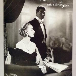 White Shoulders Evyan perfume - a fragrance for women 1945
