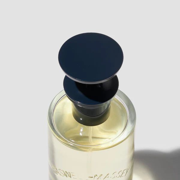 Heritage 2571 Caswell Massey perfume - a fragrance for women and men 2023