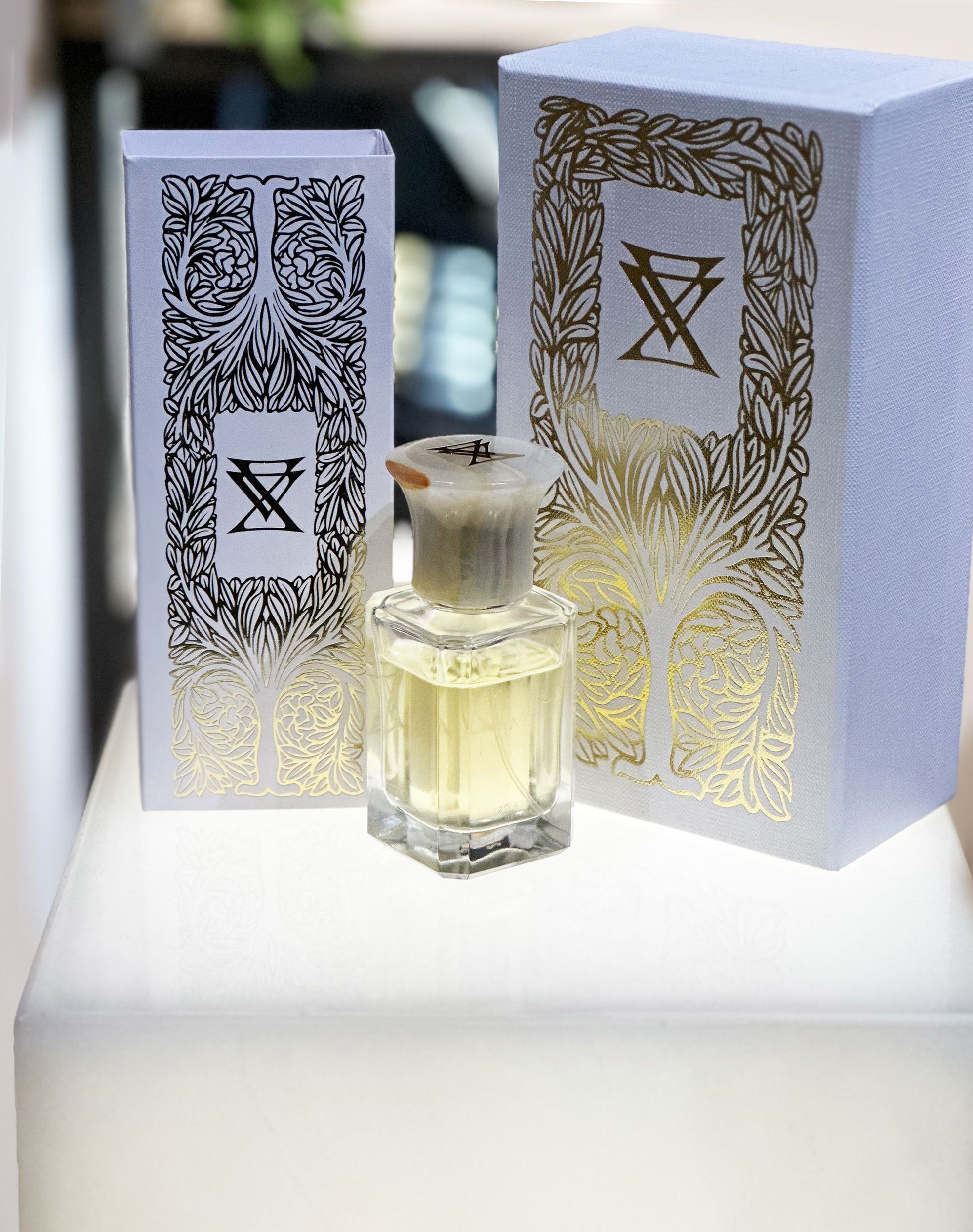 Oracle Extra Virgo perfume - a fragrance for women and men 2023