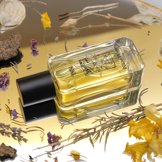 Pillow Flower Inui perfume - a fragrance for women and men 2022