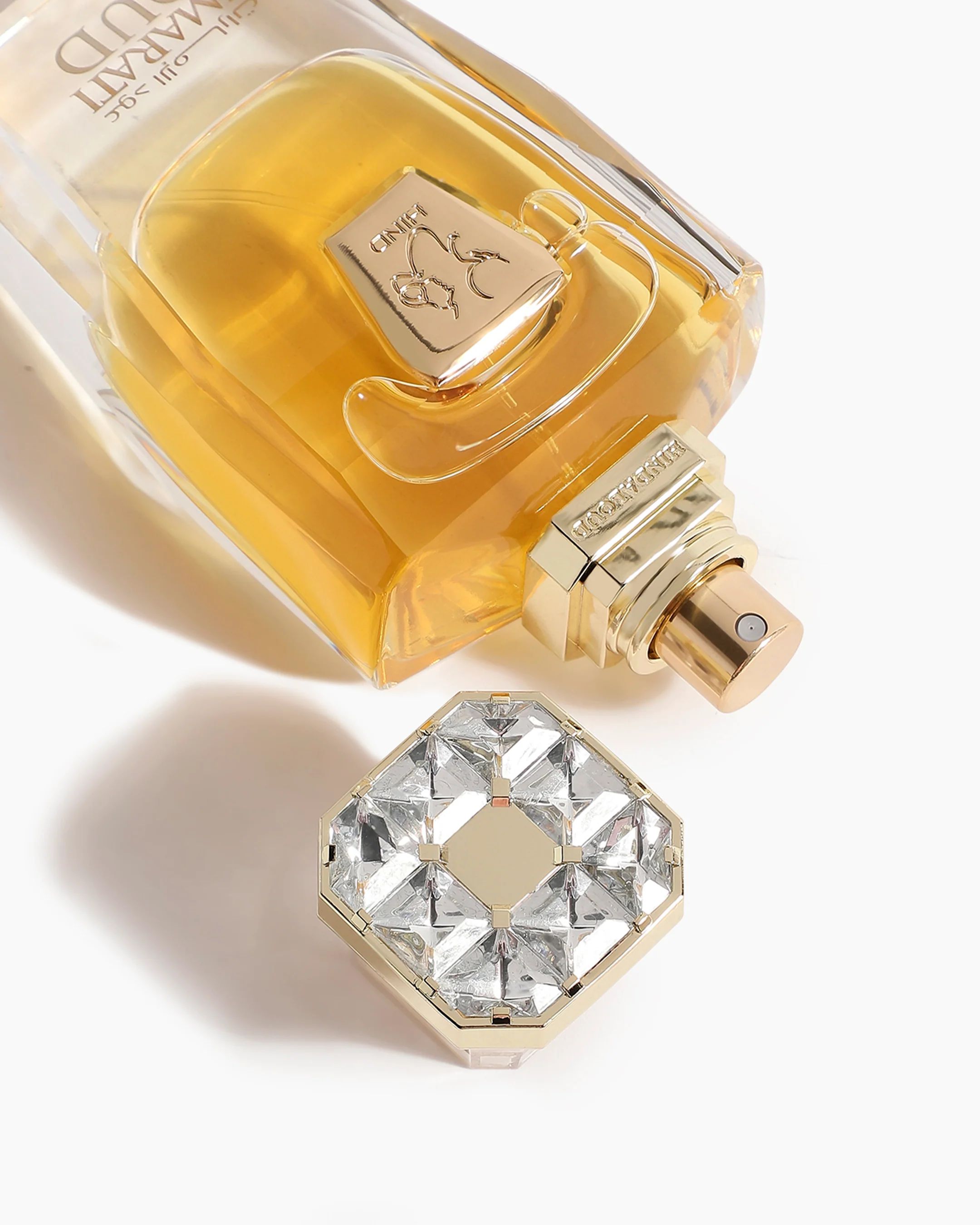 Emarati Oud Hind Al Oud perfume - a fragrance for women and men 2017