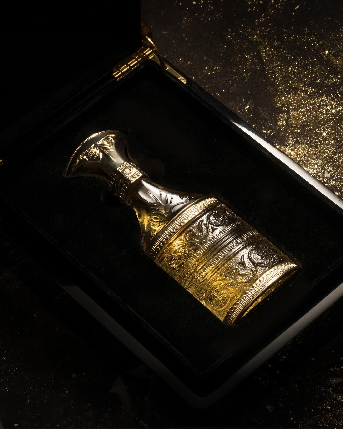 Cristal & Gold Woman Amouage perfume - a new fragrance for women 2023