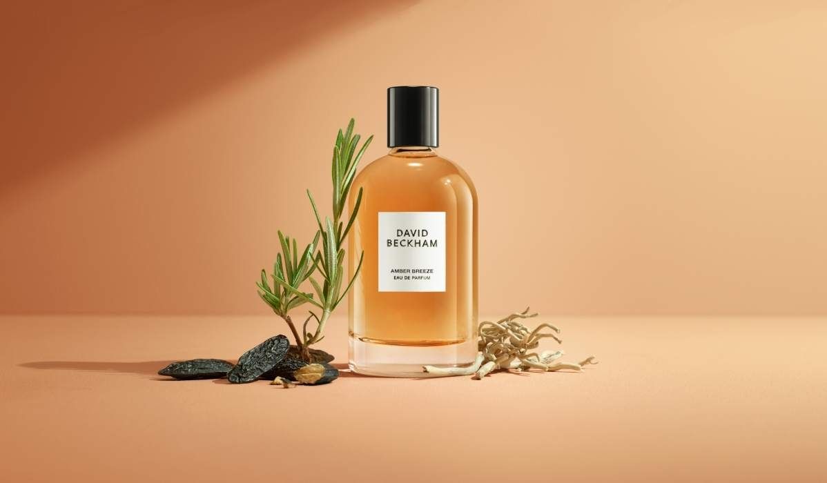 Amber Breeze David Beckham cologne - a fragrance for men 2022