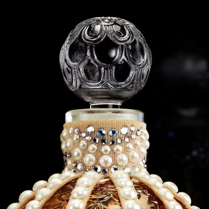 Perle Impériale Guerlain perfume - a new fragrance for women and men 2024