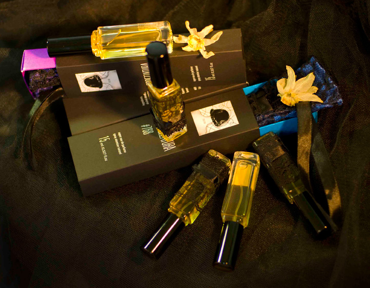 707 Dolce Amoretto Sprezzatura perfume - a fragrance for women and men