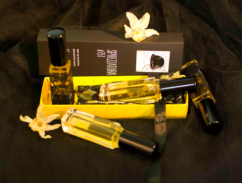 707 Dolce Amoretto Sprezzatura perfume - a fragrance for women and men