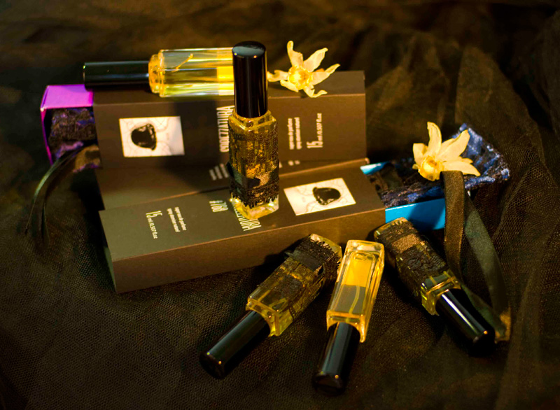 707 Dolce Amoretto Sprezzatura perfume - a fragrance for women and men