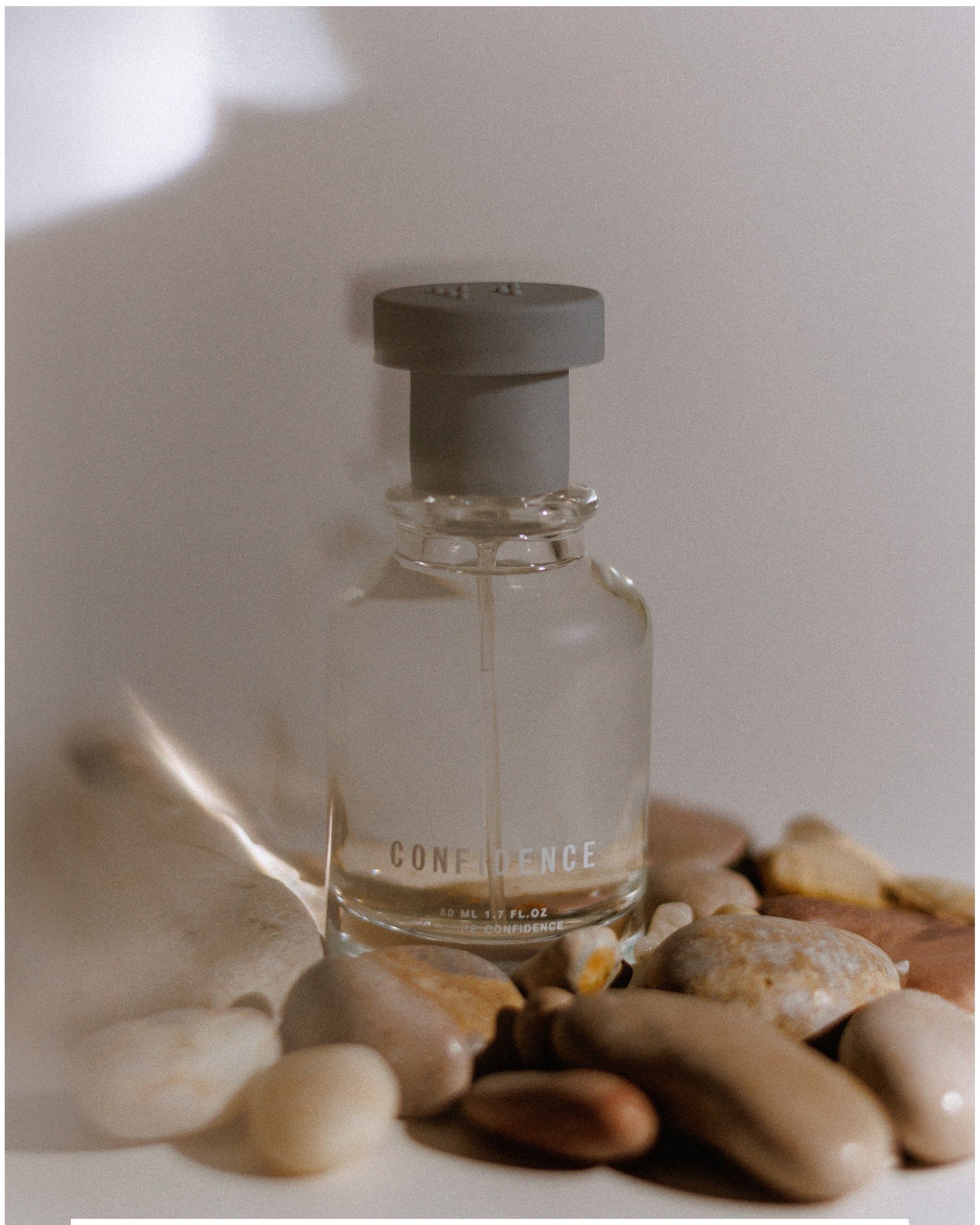 Confidence Pure Sense Parfum - ein neues Parfum für Frauen und Männer 2024