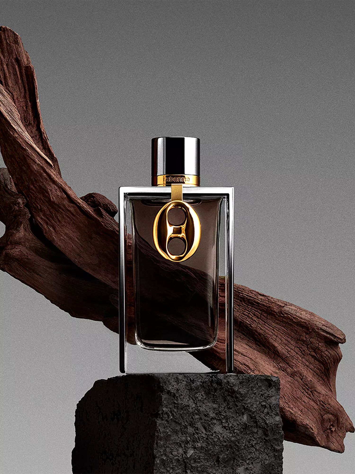 Oud Montaigne Rabanne parfum - un nouveau parfum pour homme et femme 2024