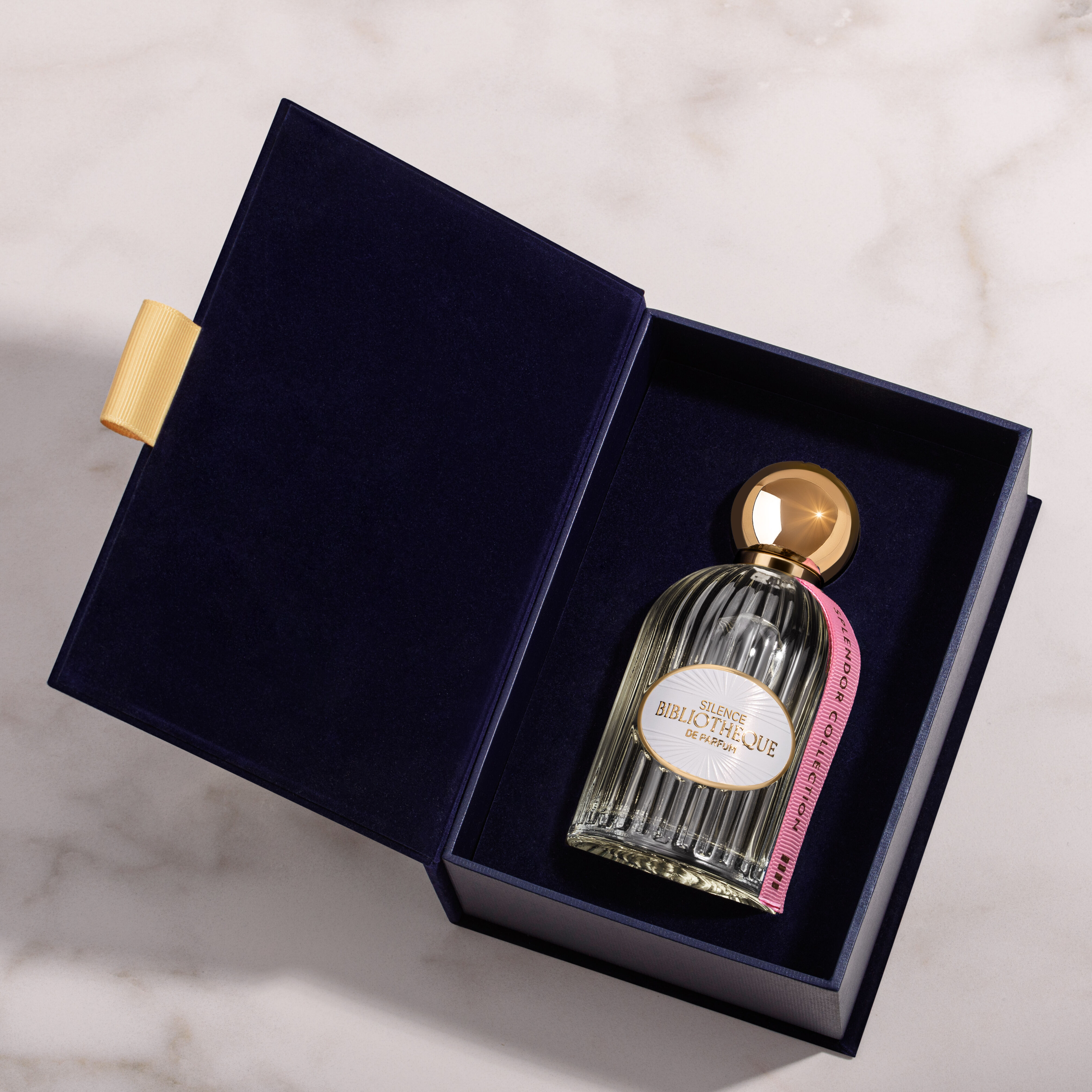 Silence Bibliothèque de Parfum perfume - a fragrance for women and men 2019