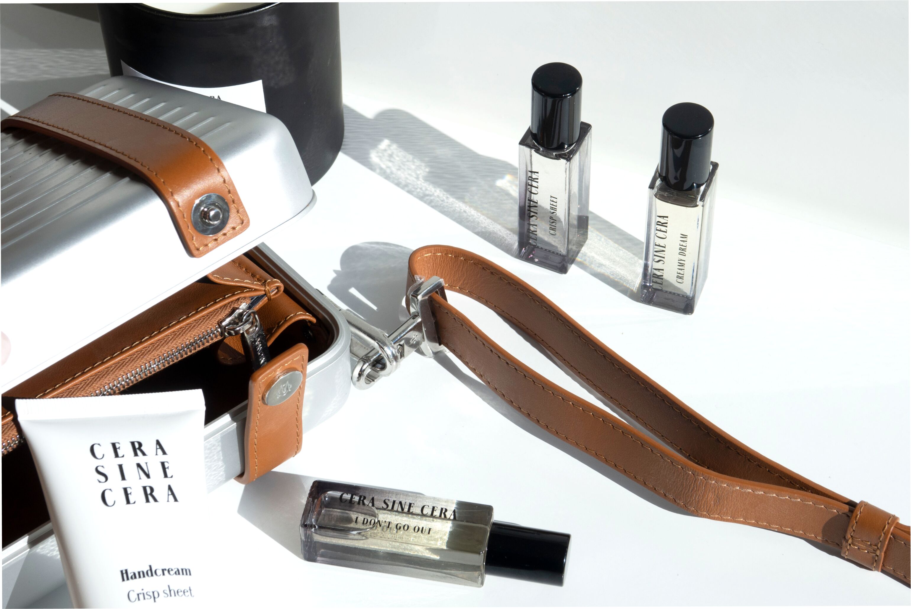 Crisp Sheet Cera Sine Cera בושם - הינו ניחוח 2024 לנשים וגברים