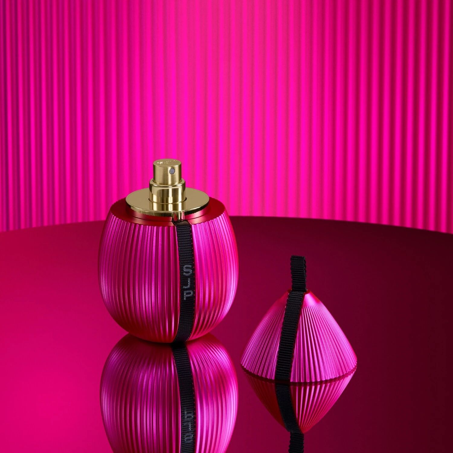 Smitten In Pink Sarah Jessica Parker perfume - a new fragrance for ...