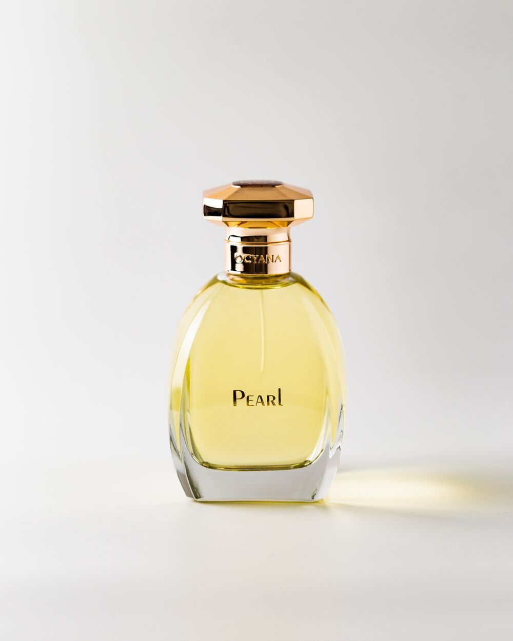 Pearl Ocyana perfume - a fragrance for women and men 2013