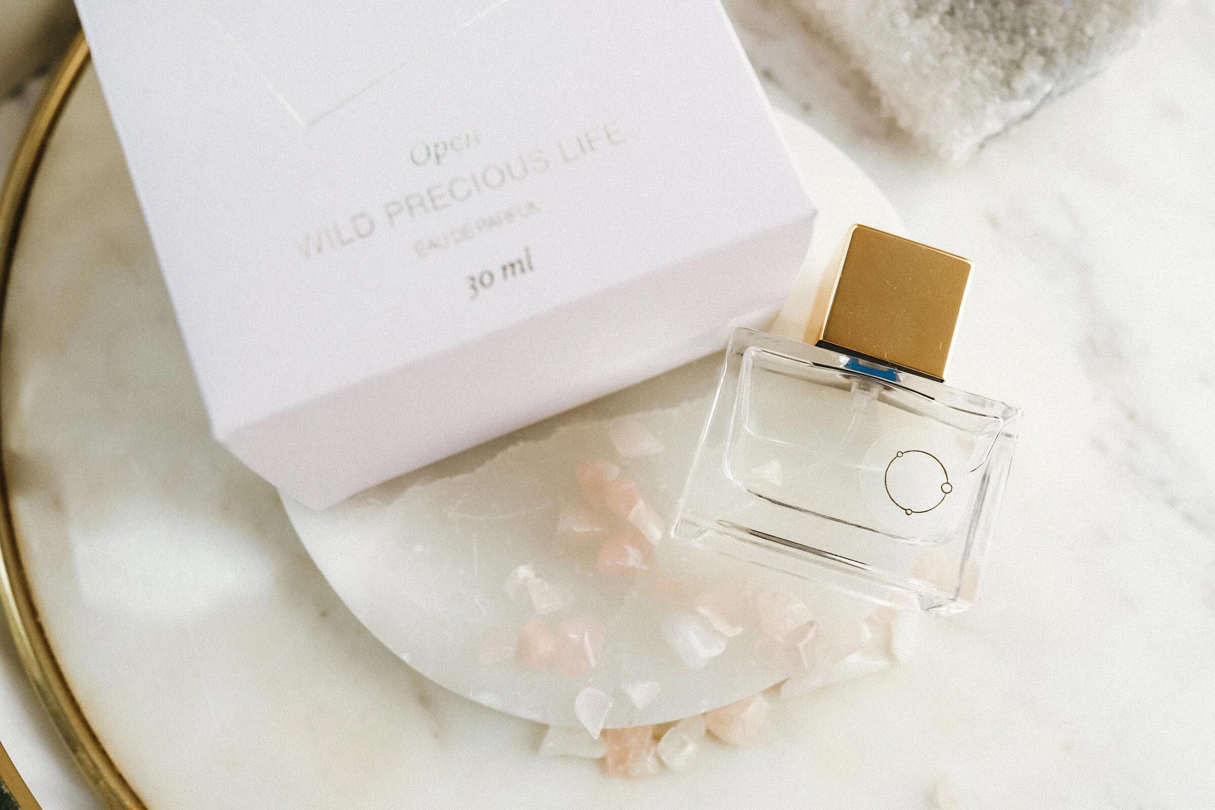 Open Firestone Sisters parfum - un nouveau parfum pour homme et femme 2025
